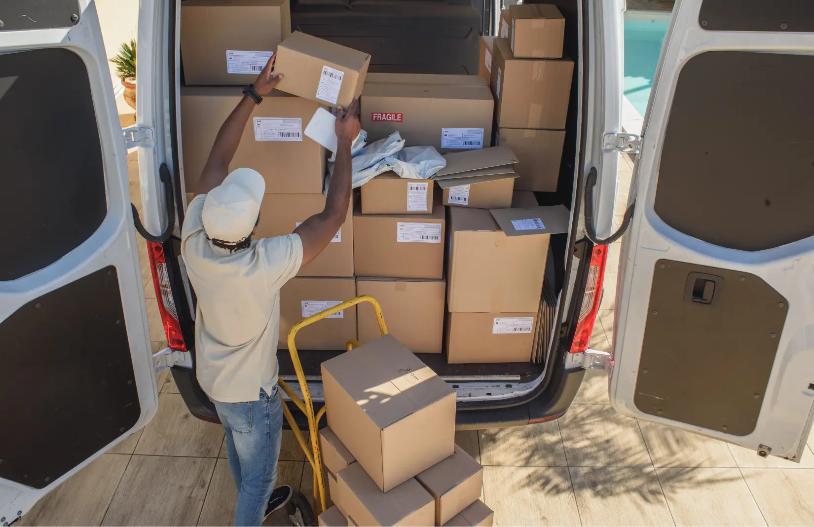 Globalbox Distributors | Sourcing, Distribution, Logistics